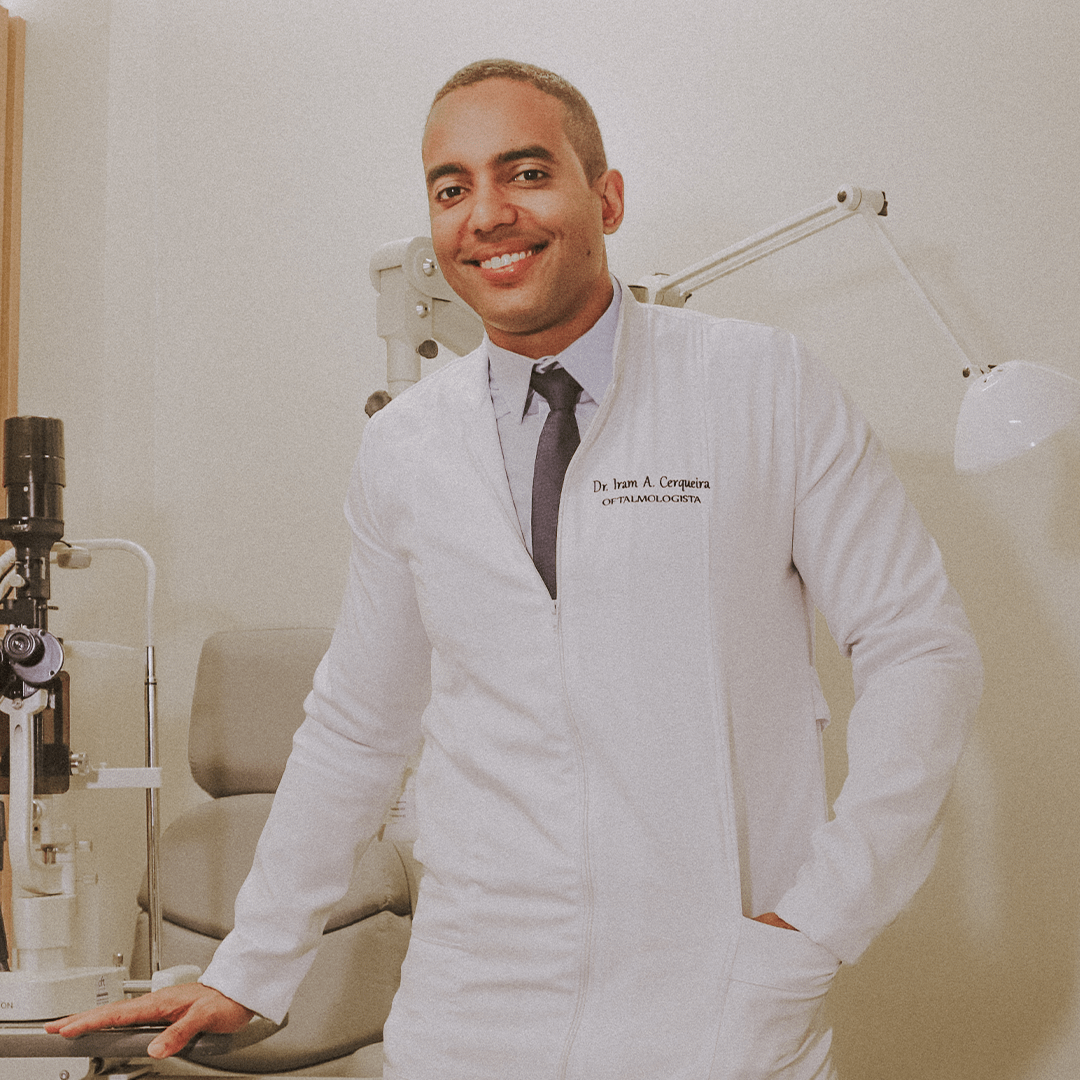 Especialistas – Oftalmo Clínicas